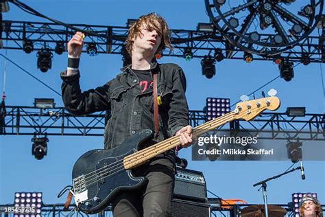 Chilli Jesson Photos And Premium High Res Pictures Getty Images