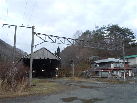 ろくいち on Twitter 1990年のスイッチバックが廃止された27年後の峠駅跡がこちら https t co