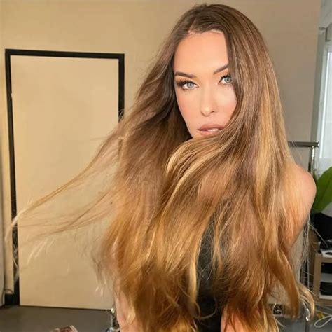 Алена Шевченко Alyonaskincare • Threads Say More