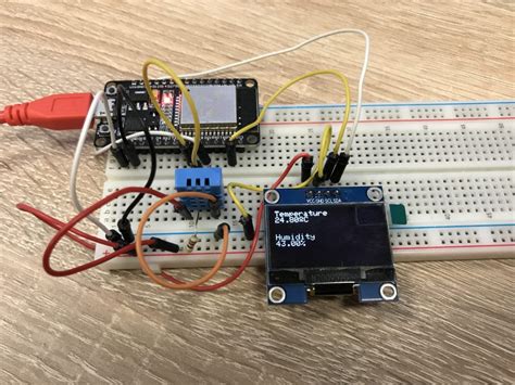 Connecting ESP With DHT Sensor And Displaying Data Botland