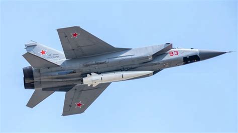 俄军“大杀器”首次实战，重创乌克兰弹药库，战略威慑意义重大凤凰网视频凤凰网
