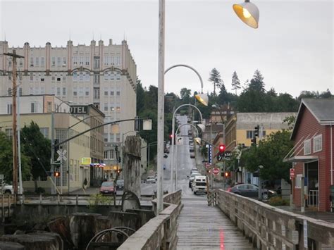 Astoria Oregon Where Everything Old Is New Again Huffpost