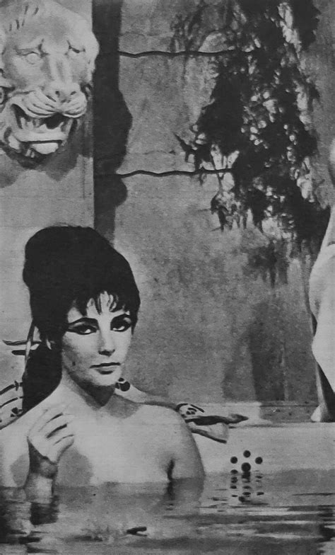 Pin By Mcw On Hollywood Legends Elizabeth Taylor Cleopatra Cleopatra