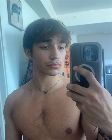 Kai Locks Kai Locks • Instagram Photos And Videos