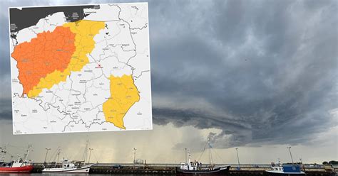 To będzie niebezpieczna noc Synoptycy ostrzegają burze i wiatr do 100 km h