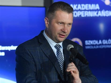 Czarnek uderza w Hołownię Widziałem szeroko otwarte oczy Tuska