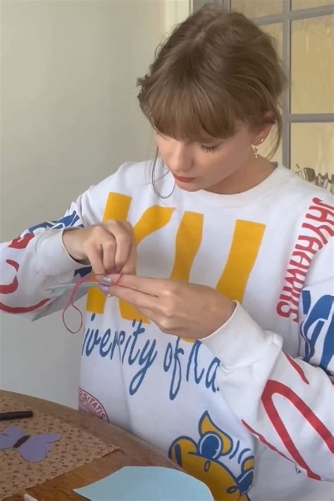 Taylor Swift Youtube Shorts April 19 2024 Star Style