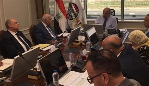 وزير قطاع الأعمال العام يستعرض طرح الفرص الاستثمارية وتعزيز الشراكة مع