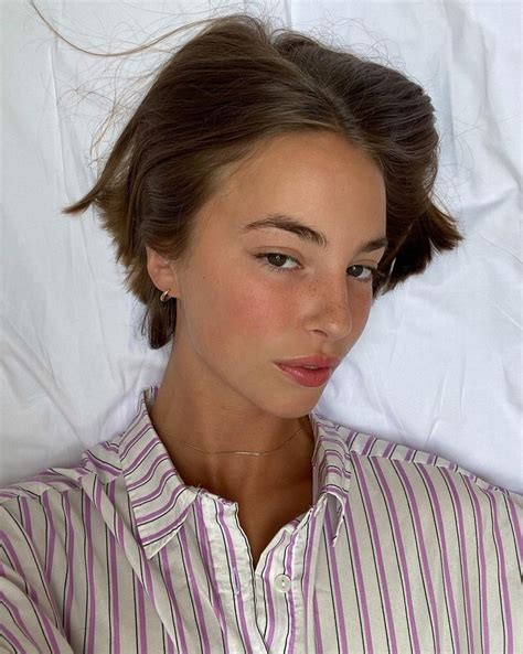 Amelie Model Picture