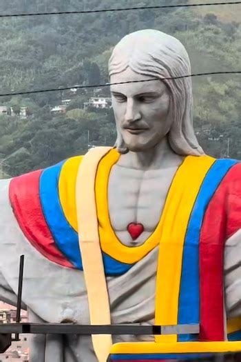 Video El Cristo Redentor 3d Está En Colombia Y Compite Por Ser El Más Grande De América Latina