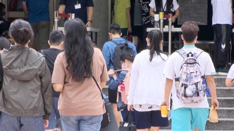 單日確診若超過3萬例 醫示警：ba4、ba5恐在社區流行