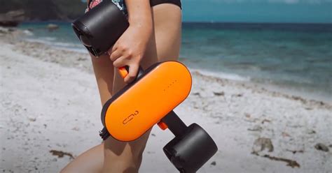 The Geneinno S2 Is The Underwater Electric Scooter You Need This Vacation