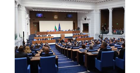 Колко депутати могат да подкрепят правителство с мандата на ПП ДБ сметки