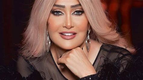 بعد حذف جميع صورها غادة عبر الرازق تعود للسوشيال ميديا مجددا