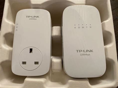 Tp Link Av1200 Gigabit Passthrough Powerline Adaptor And Wi Fi Extender Computers And Tech Parts