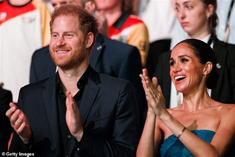 Sarah Vine Royal Biographer Omid Scobie May Be A Leech But The