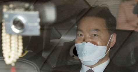 새 검찰총장에 김오수 지명박·조·추와 발 맞춘 인물로 검찰개혁 매듭 의지