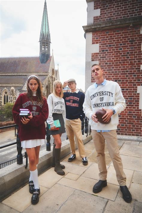 이랜드 스파오 미국 펜실베니아 대학교 협업 컬렉션 출시 네이트 뉴스