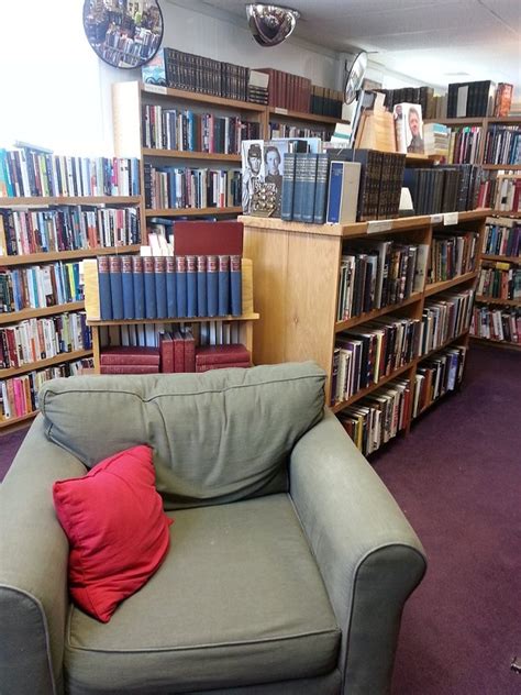 15 Awesome Indie Bookstores In Metro Detroit