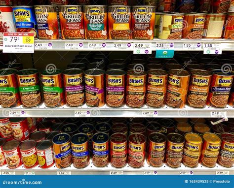 Caned Beans In Supermarket Editorial Image Image Of Publix 163439525