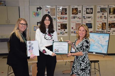 William Floyd School District Artist Of The Month
