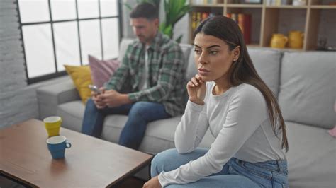 12 Things Introverts Do On A Regular Basis That Confuse An Average