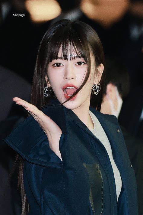Midnight On Twitter 230208 아이브 Ive 안유진 Anyujin 유진 Yujin