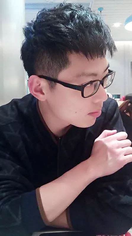 最帅侧脸最侧脸帅不帅看正脸还是侧脸大山谷图库