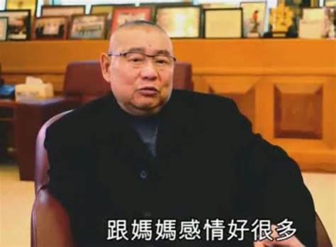 劉鑾雄自曝在媽媽溺愛下長大，難怪對女伴如此大方 每日頭條