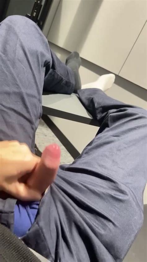 Invisible ghost possessed his hands ThisVid com 日本語で