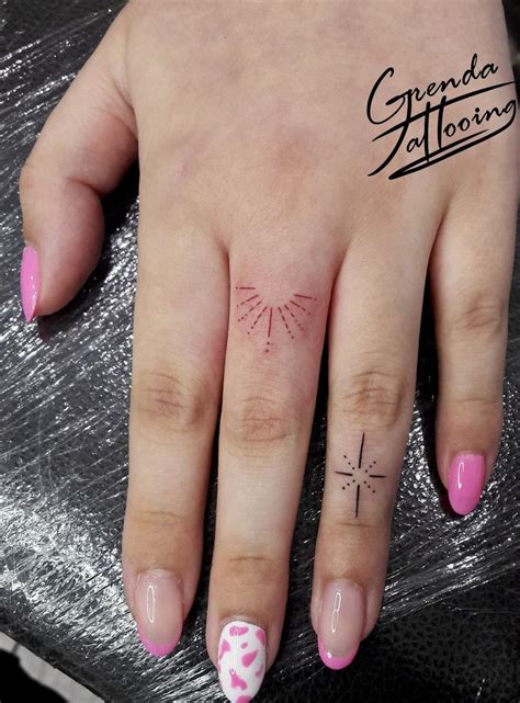 Pin By Grenda Tattooing On Tattoo Ideas For Girls Tattoos Triangle