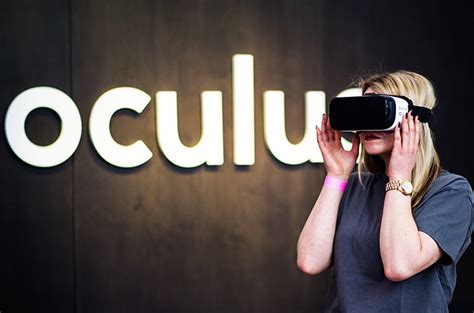 Oculus Downplays Al Frankens Questions About Virtual Reality Privacy
