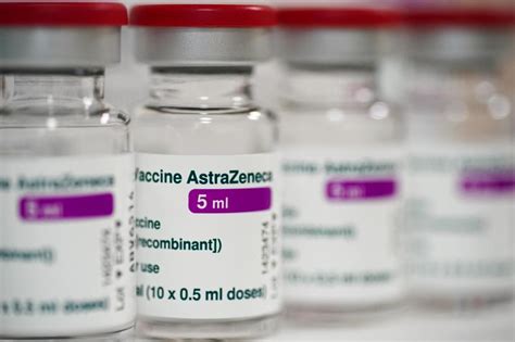 Vaccino Astrazeneca Cambia Nome E Bugiardino Berlino Lo Sospende Per