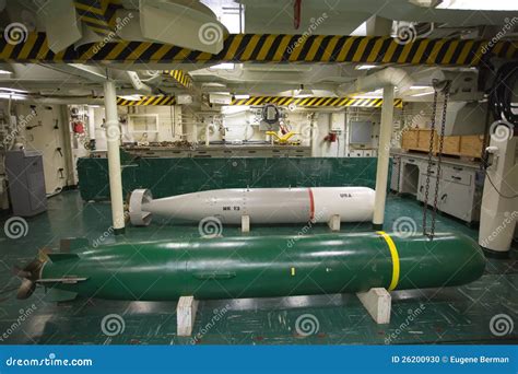 Torpedos En El Departamento Del Torpedo Foto De Archivo Imagen De Arma Departamento 26200930
