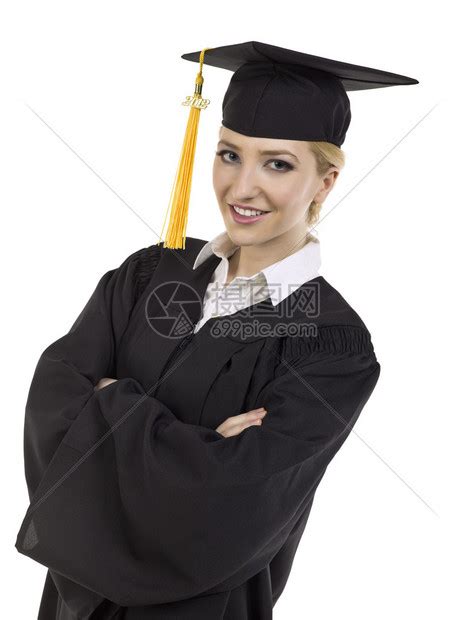 身穿毕业礼服的笑着微笑的女学高清图片下载 正版图片502637769 摄图网