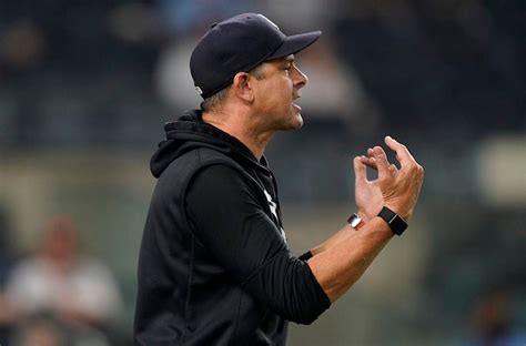 Yankees Aaron Boone Flips Out Gets Ejected Vs As Video