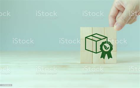 녹색 산업 및 녹색 제품 환경 관리의 표준 환경 친화적이고 지속 가능한 생산 공정을 사용합니다 탄소 발자국을 줄이고 천연 자원을 보존합니다 0명에 대한 스톡 사진 및 기타