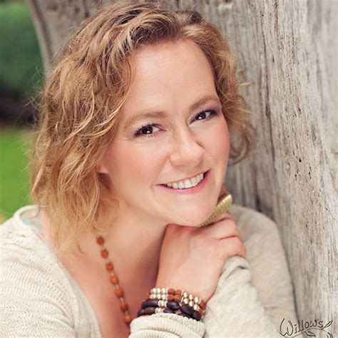 Thérèse Cator Leadership Coach Embodiment Practitioner Healer Thérèse Cator