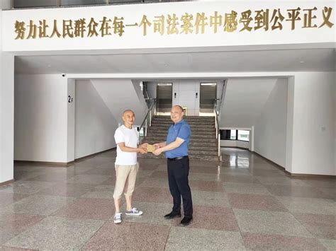 “七一”特辑“七一”走访慰问，党的关怀暖人心澎湃号·政务澎湃新闻 The Paper