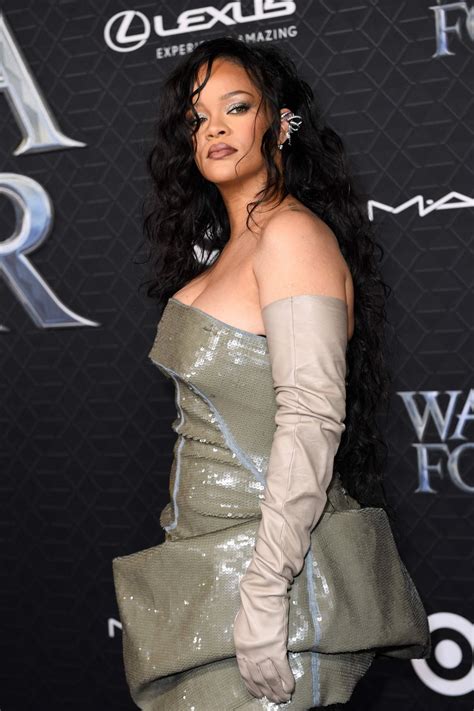 Rihanna At Black Panther Wakanda Forever Premiere In Los Angeles 1026