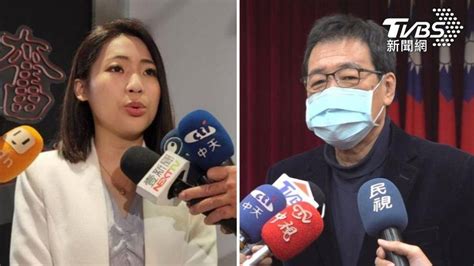 狹路相逢 徐巧芯緊抓費鴻泰手「何時收回罷免粉專的讚」 Tvbs Line Today