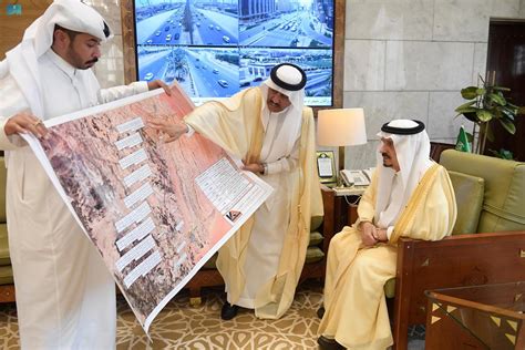 عام سمو الأمير فيصل بن بندر يستقبل مدير عام فرع وزارة النقل بمنطقة الرياض