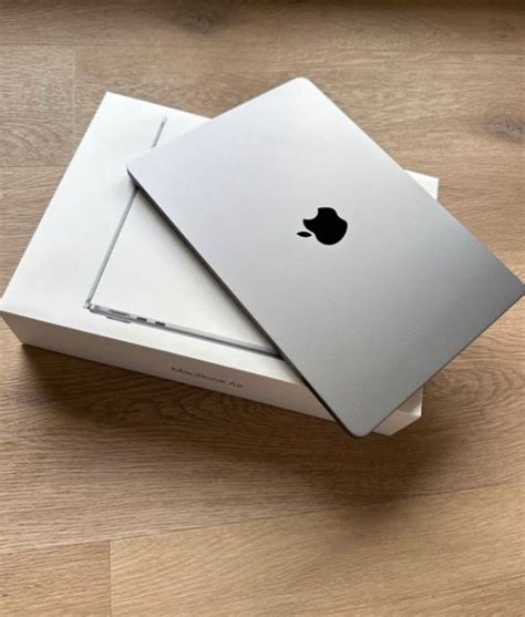 Apple MacBook Air M GB RAM GB SSD Core GPU