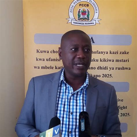 Mwanafunzi Chuo Kikuu Mbaroni Kwa Kumuhonga Afisa Mitihani Wa Chuo