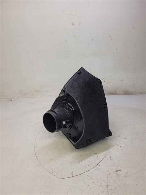 Obudowa Filtra Powietrza Audi A4 B9 A5 8w0133835t 8w0133835t Za 750 Zł