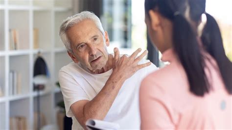 Alerta Adultos Mayores Las 5 Causas Más Comunes de Dolor de Hombro