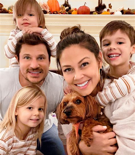 Nick Lachey Wife And Son Nick And Vanessa Lachey Welcome A Son
