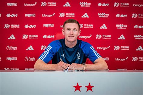 رونمایی ناتینگهام فارست از الیوت اندرسن، خرید 35 میلیون پوندی‌اش طرفداری