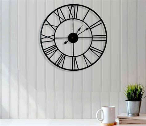 Buy Minimal Design Metal Wall Clock 24 X 24 At 25 Off Online