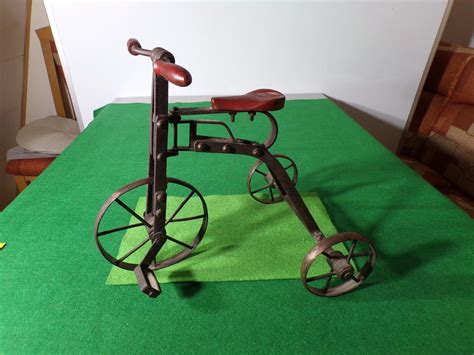 Historick Kovov Model Kola Aukro